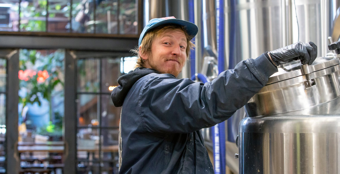 Brew & A: Stingray - The Crafty Pint