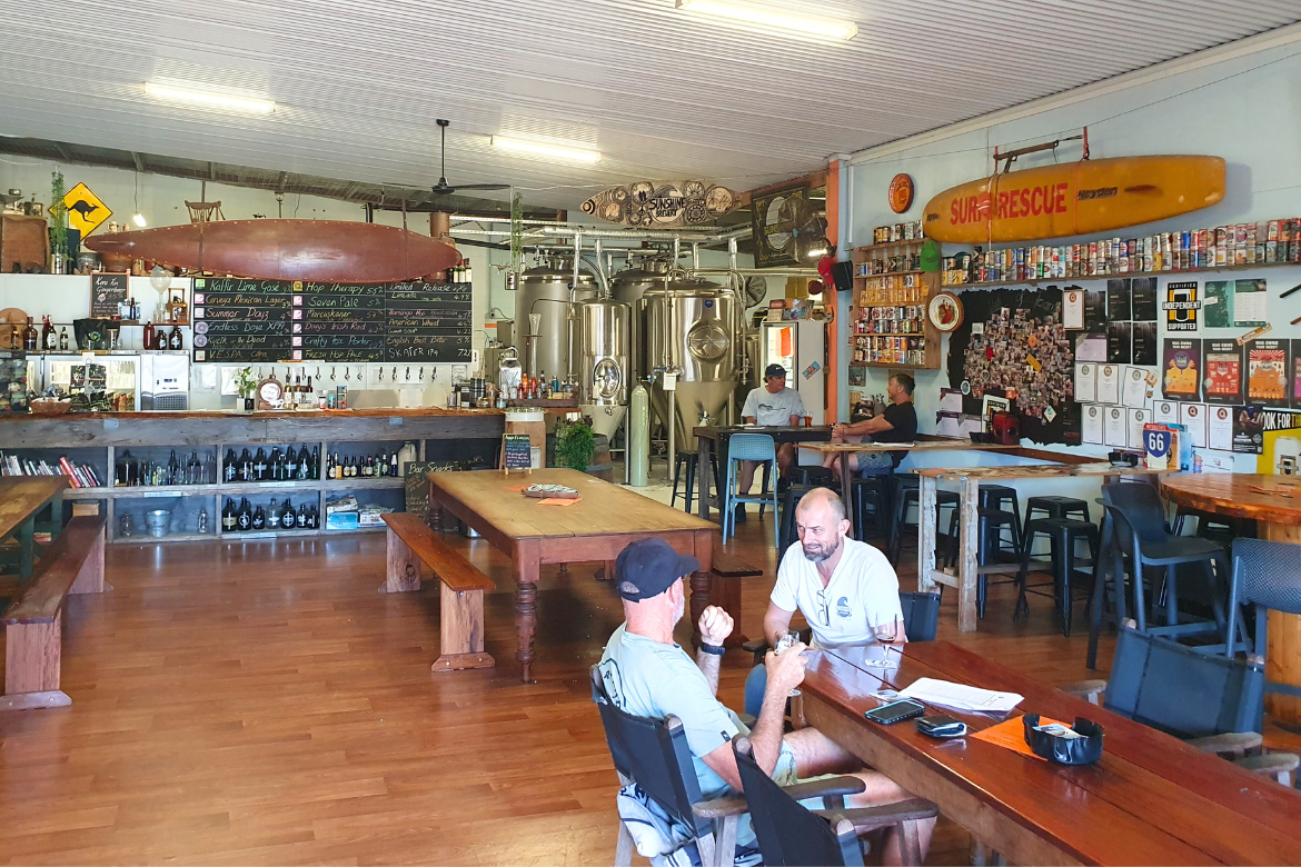 Crafty Sprawl: Sunshine Coast Breweries Part I - The Crafty Pint